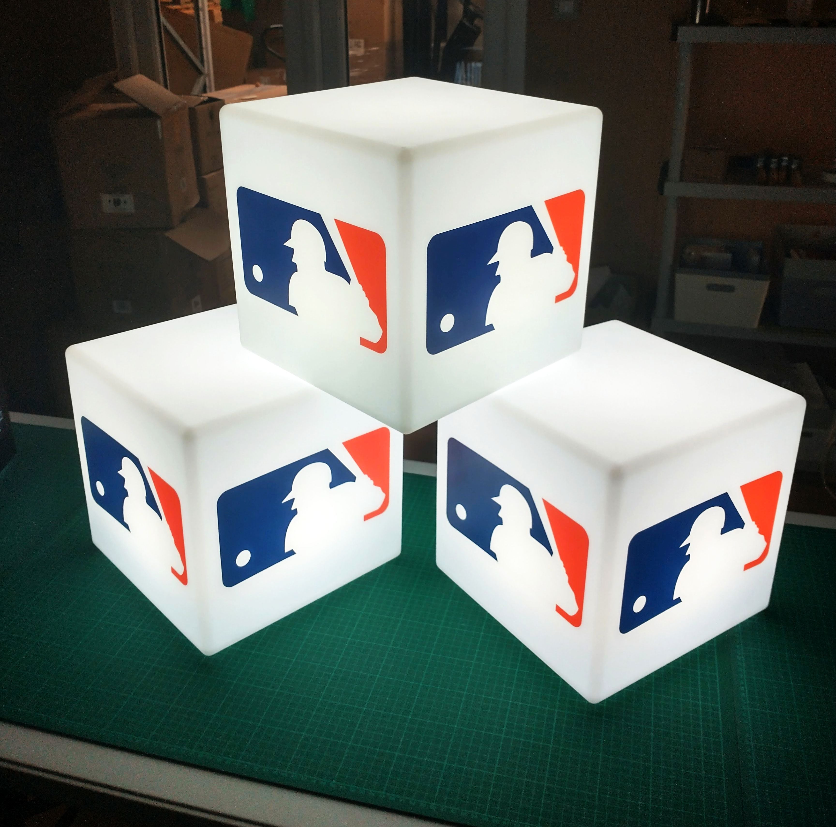 Branded Custom LED Cube Block, Illuminated Advertising Logo Lightbox f ...